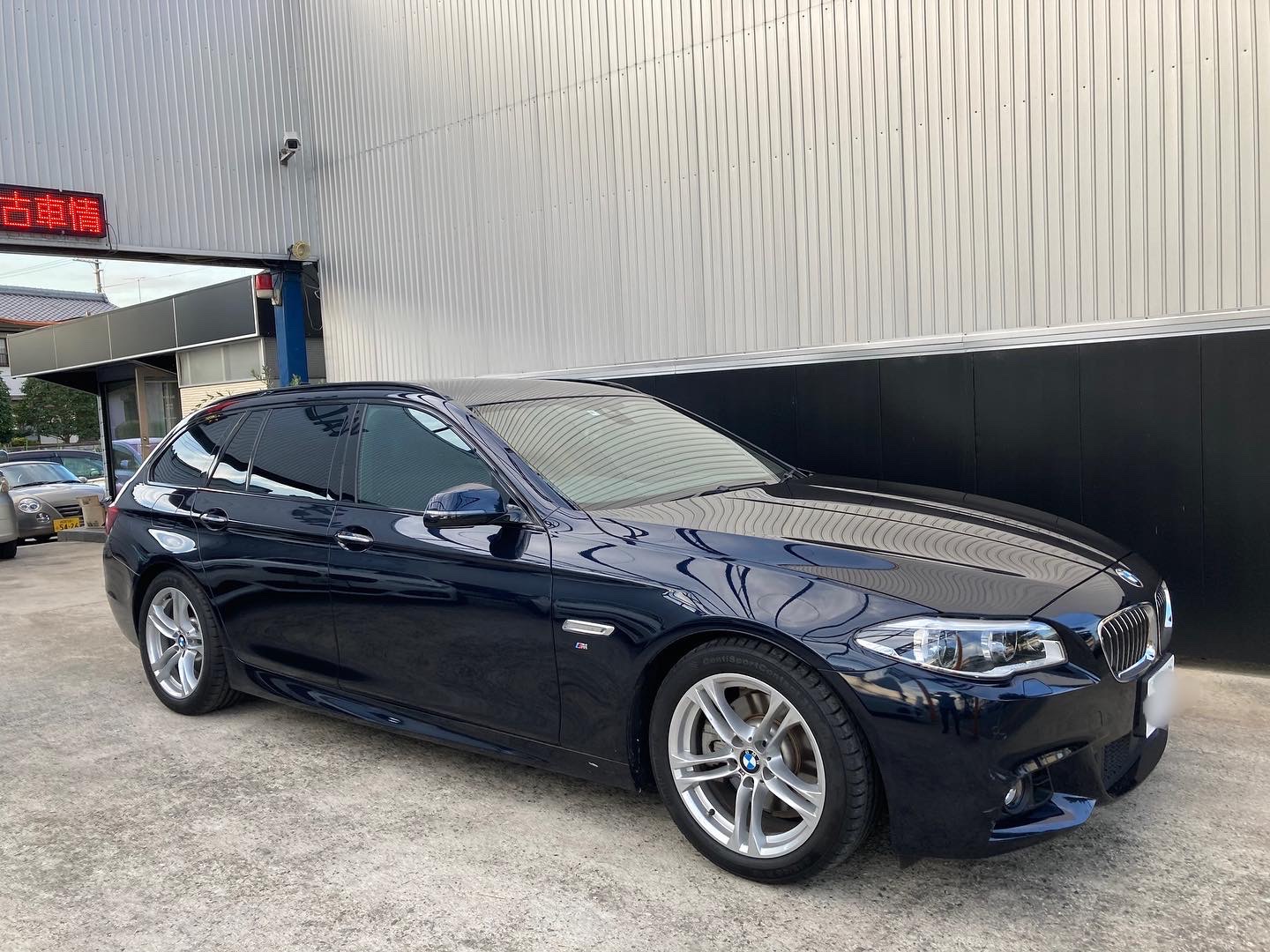 BMW F11 LCi 523DツーリングMスポーツ 事故修理 – BMW専門店VALUE（バリュー） | 姫路・加古川エリアBMW中古車販売